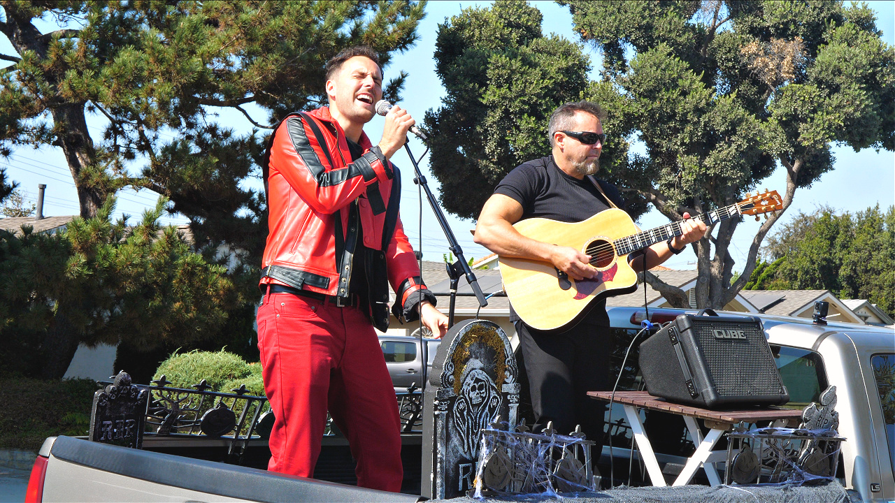 Los Angeles Based Musician Tanner Howe Entertains His Fans with ...