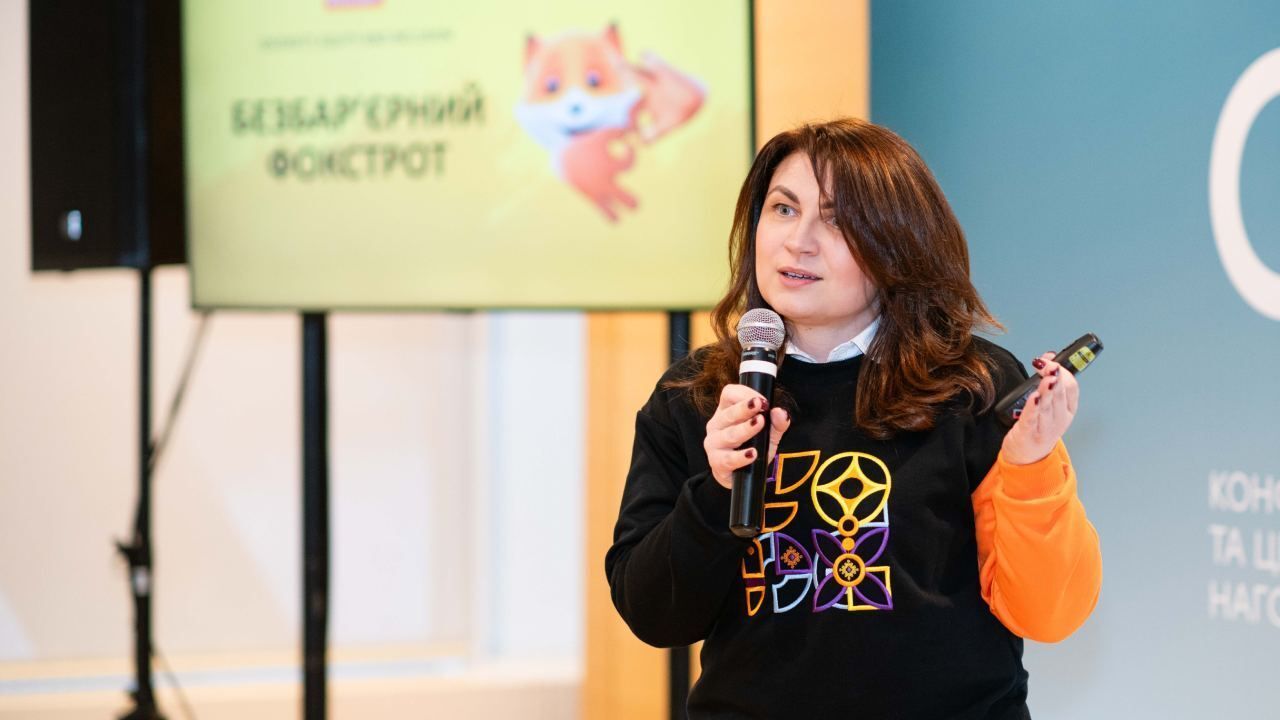 Foxtrot Becomes First Electronics Retailer in Ukraine to Launch Barrier ...