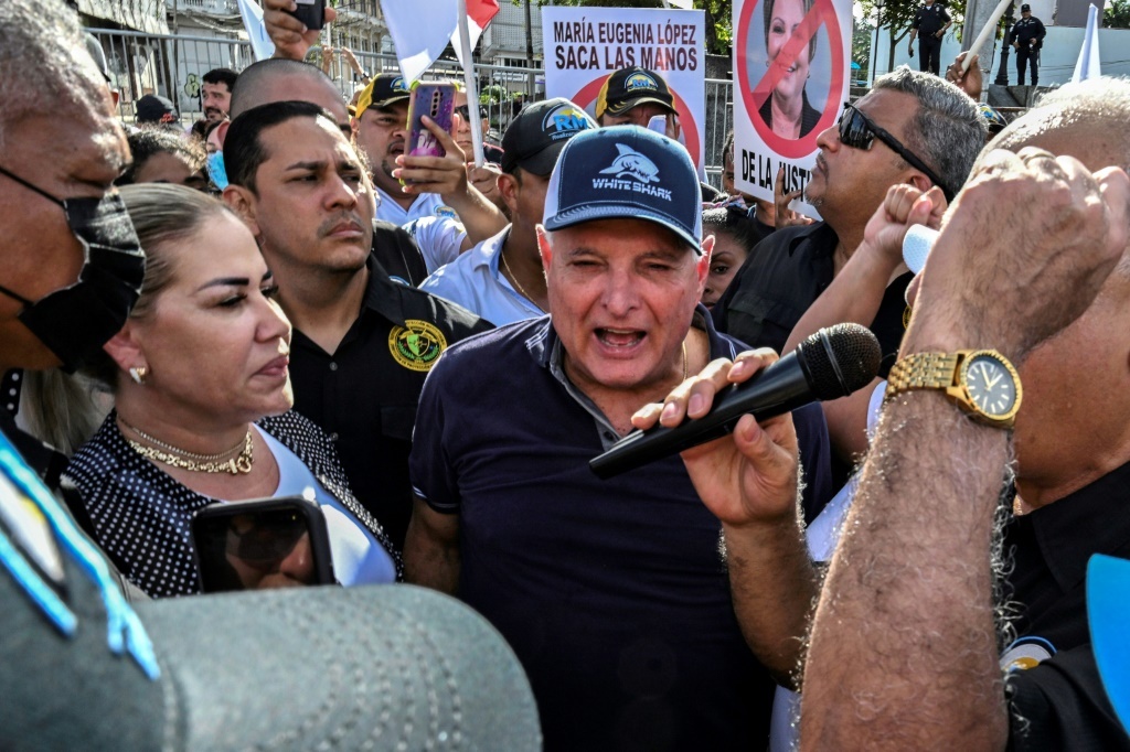 Former Panama leader's sons face more jail time: judiciary