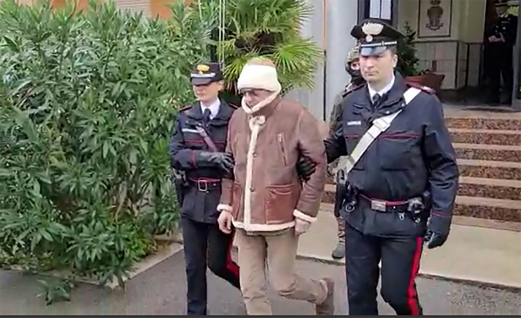 How Italian mafia hunters captured fugitive boss