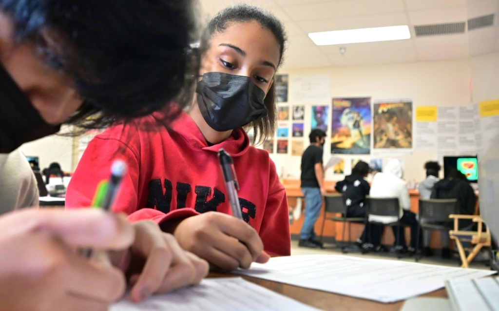 In LA, Clooney-backed school works to boost Hollywood diversity