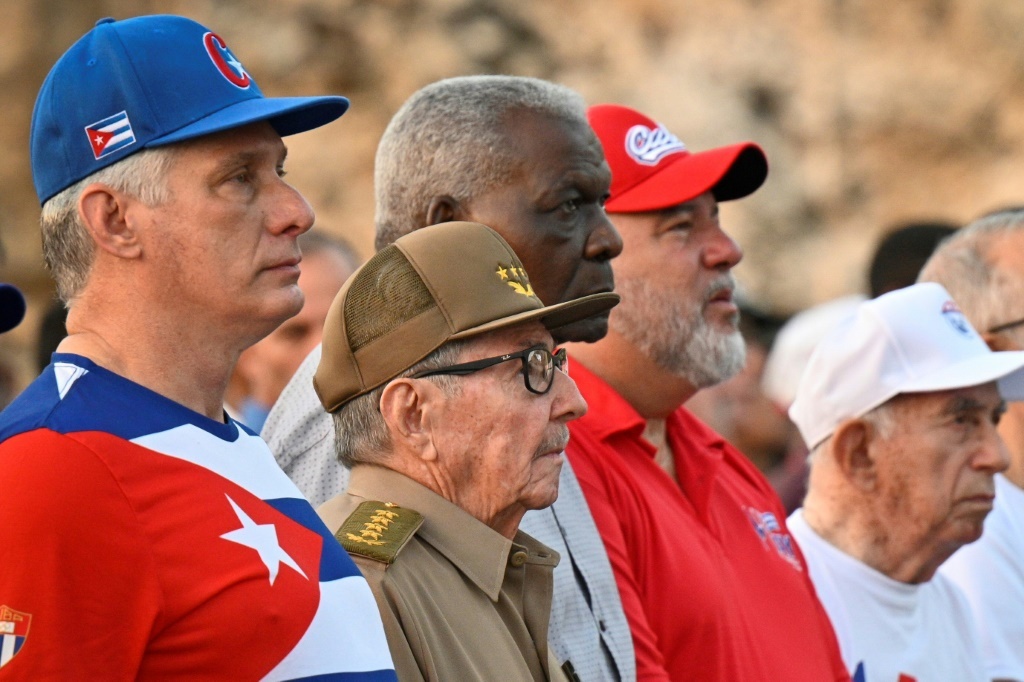 Communist Cuba celebrates Worker's Day, four days late